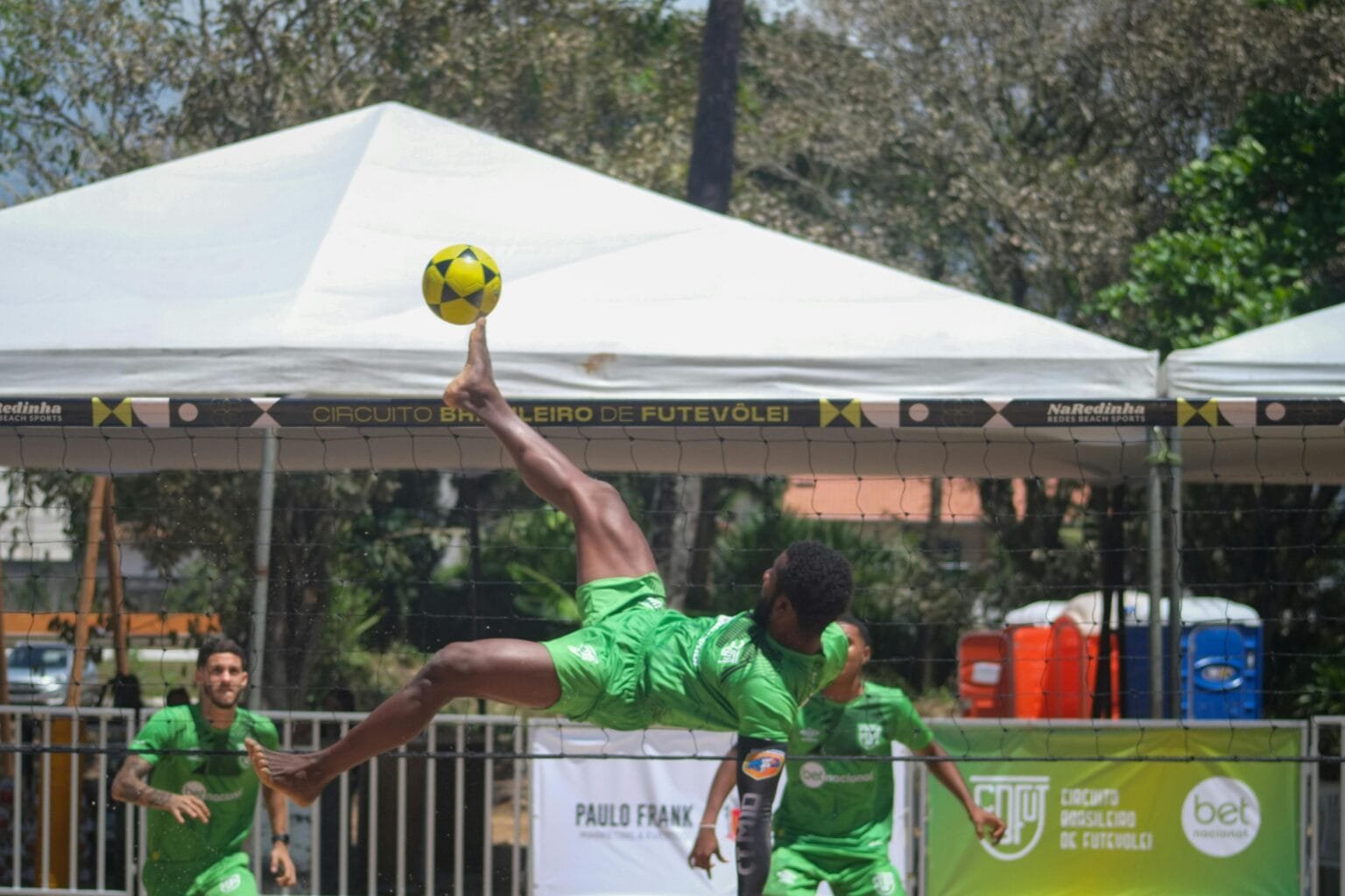 Futevôlei para Iniciantes: Dicas, Regras e Como Começar no Esporte ...